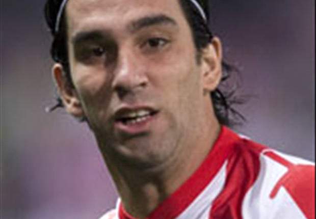 Arda Turan beard - Pictures with and without Facial Hair